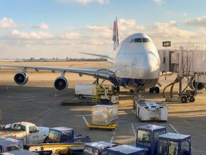 Pengertian hingga Contoh Airway Bill dalam Pengiriman Barang